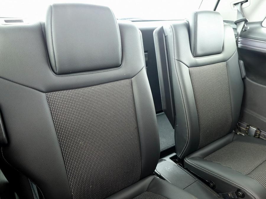 Grey Opel Zafira 2010 in Tallinn, with an engine capacity of 1.70 L and mileage of 398 thousand km for 1299 €, photo 18 on AUTOMOTO.COM.LV