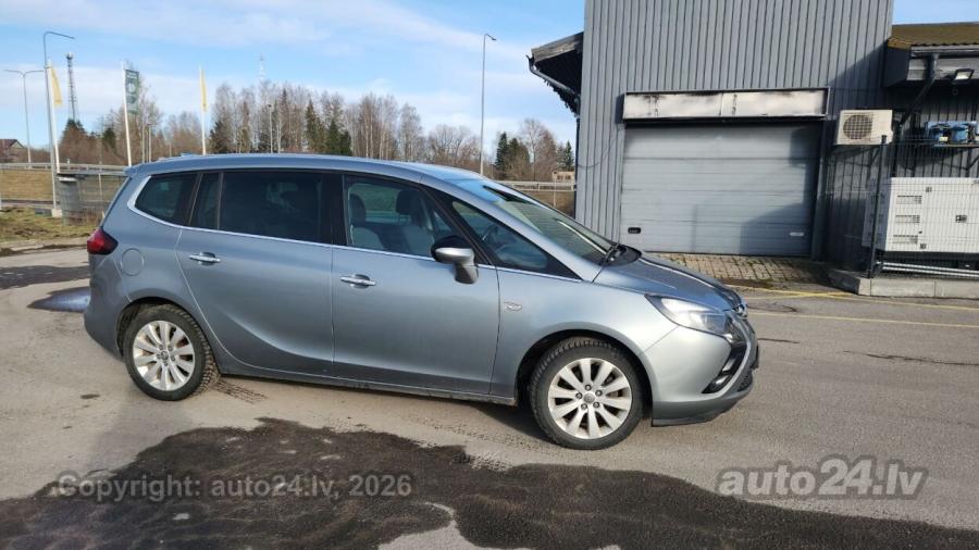 Pelēks Opel Zafira 2012 Viljandi, ar dzinēja tilpumu 1.40 L un nobraukumu 211 tūkst. km par 3950 €, foto 3 vietnē AUTOMOTO.COM.LV