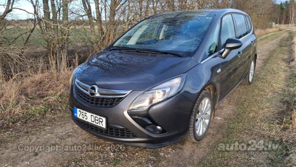 Grey Opel Zafira 2012 in Tallinn, with an engine capacity of 1.60 L and mileage of 219 thousand km for 4500 €, photo 1 on AUTOMOTO.COM.LV
