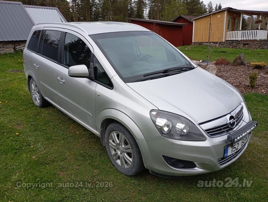 Pelēks Opel Zafira 2012 Tallina, ar dzinēja tilpumu 1.80 L un nobraukumu 201 tūkst. km par 1950 €, foto 5 vietnē AUTOMOTO.COM.LV