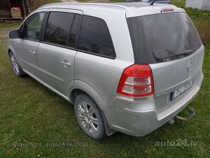 Pelēks Opel Zafira 2012 Tallina, ar dzinēja tilpumu 1.80 L un nobraukumu 201 tūkst. km par 1950 €, foto 6 vietnē AUTOMOTO.COM.LV