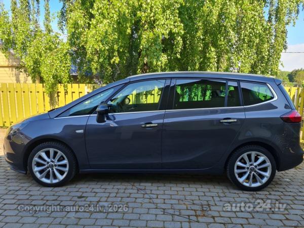 Pelēks Opel Zafira 2012 Rakvere, ar dzinēja tilpumu 2.00 L un nobraukumu 267 tūkst. km par 7350 €, foto 4 vietnē AUTOMOTO.COM.LV