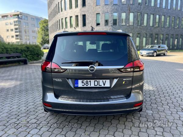 Grey Opel Zafira 2012 in Tallinn, with an engine capacity of 2.00 L and mileage of 181 thousand km for 6199 €, photo 6 on AUTOMOTO.COM.LV