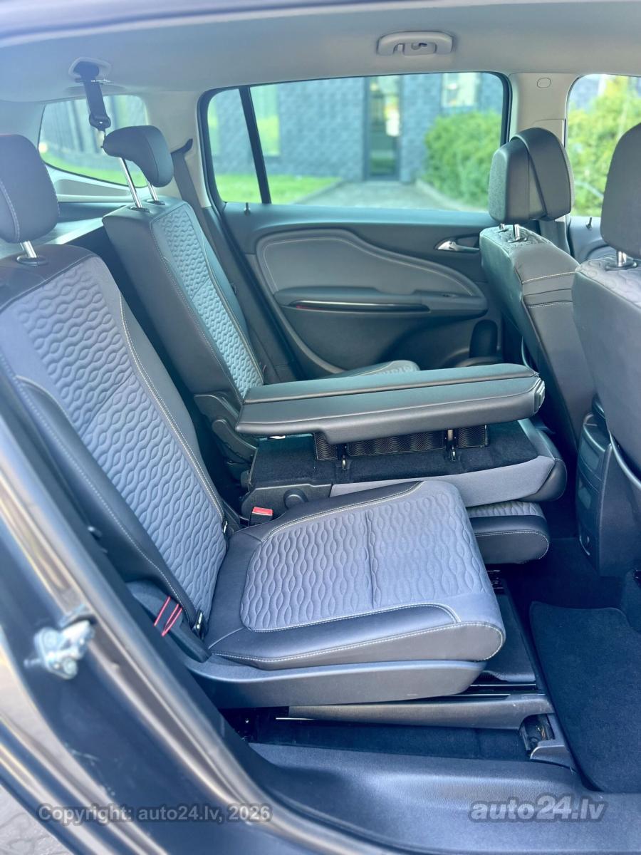 Pelēks Opel Zafira 2012 Tallina, ar dzinēja tilpumu 2.00 L un nobraukumu 181 tūkst. km par 6199 €, foto 17 vietnē AUTOMOTO.COM.LV