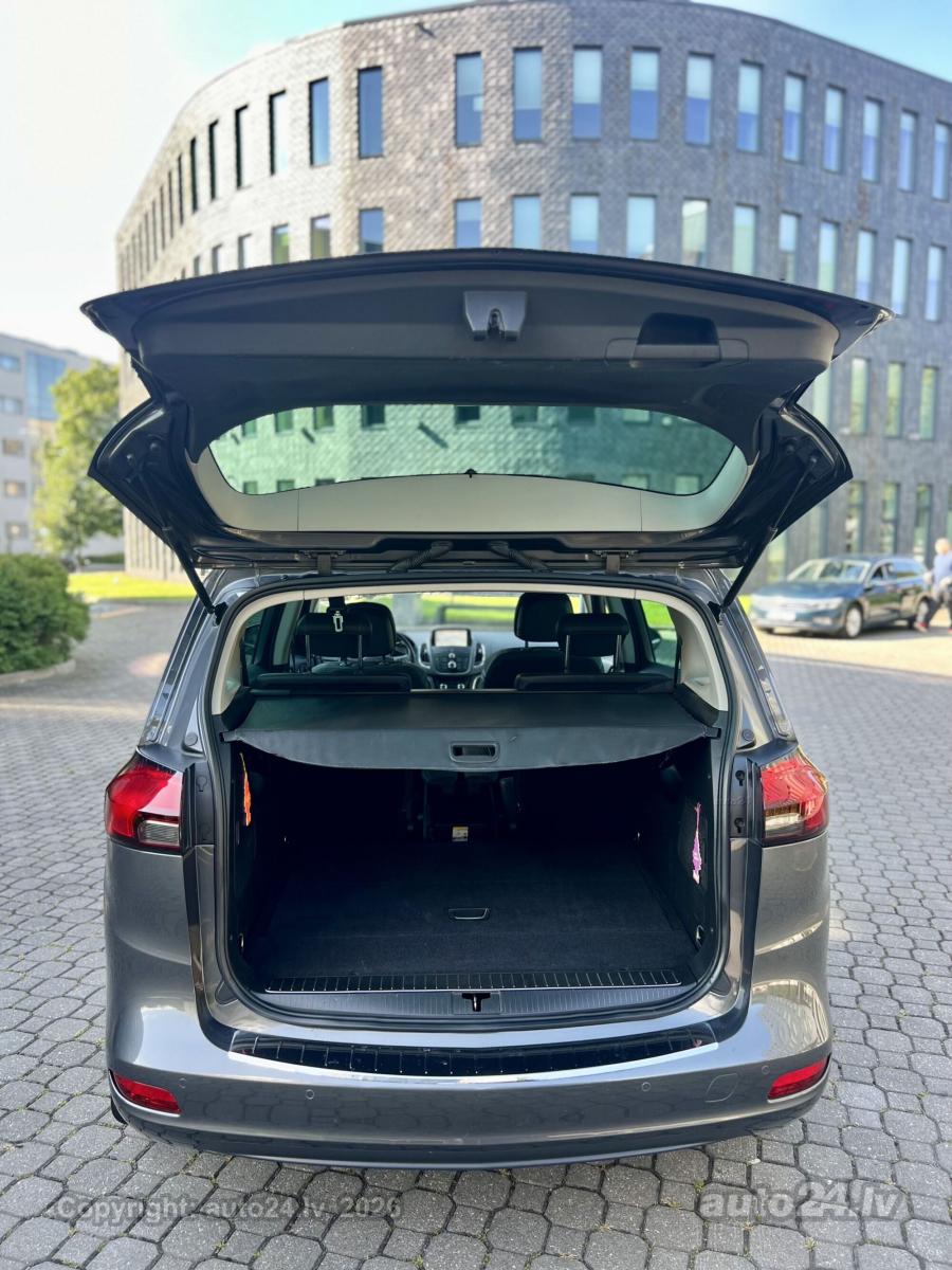 Pelēks Opel Zafira 2012 Tallina, ar dzinēja tilpumu 2.00 L un nobraukumu 181 tūkst. km par 6199 €, foto 26 vietnē AUTOMOTO.COM.LV