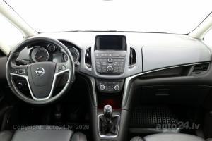 Grey Opel Zafira 2012 in Tallinn, with an engine capacity of 1.60 L and mileage of 219 thousand km for 3499 €, photo 6 on AUTOMOTO.COM.LV