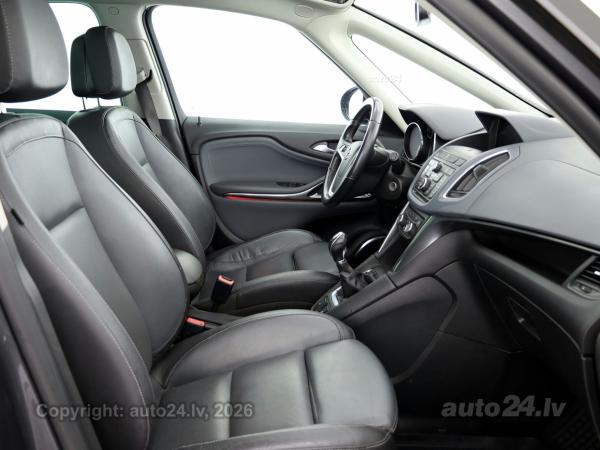 Pelēks Opel Zafira 2012 Tallina, ar dzinēja tilpumu 1.60 L un nobraukumu 219 tūkst. km par 3499 €, foto 7 vietnē AUTOMOTO.COM.LV