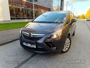 Opel Zafira 2013 in Tartu on AUTOMOTO.COM.LV Grey Opel Zafira 2013 in Tartu, with an engine capacity of 1.40 L and mileage of 247 thousand km for 5499 β¬, photo 1 on AUTOMOTO.COM.LV