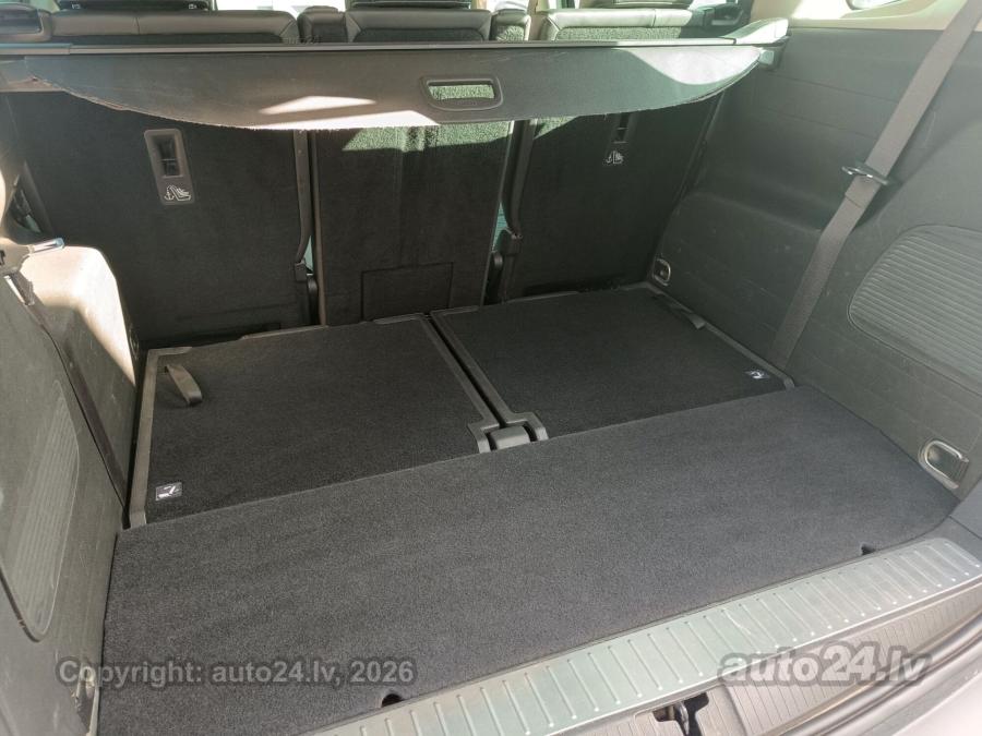 Grey Opel Zafira 2013 in Tartu, with an engine capacity of 1.40 L and mileage of 247 thousand km for 5499 €, photo 15 on AUTOMOTO.COM.LV