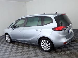 Pelēks Opel Zafira 2014 Tallina, ar dzinēja tilpumu 1.60 L un nobraukumu 276 tūkst. km par 3799 €, foto 5 vietnē AUTOMOTO.COM.LV