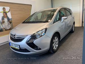 Pelēks Opel Zafira 2015 Rakvere, ar dzinēja tilpumu 1.60 L un nobraukumu 228 tūkst. km par 3800 €, foto  vietnē AUTOMOTO.COM.LV