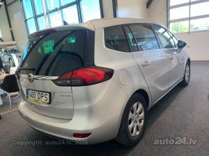 Pelēks Opel Zafira 2015 Rakvere, ar dzinēja tilpumu 1.60 L un nobraukumu 228 tūkst. km par 3800 €, foto 4 vietnē AUTOMOTO.COM.LV