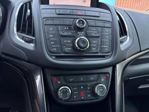 Pelēks Opel Zafira 2015 Rīga, ar dzinēja tilpumu 2.00 L un nobraukumu 212 tūkst. km par 5950 €, foto 17 vietnē AUTOMOTO.COM.LV