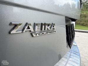 Grey Opel Zafira 2015 in Vilnius, with an engine capacity of 2.00 L and mileage of 200 thousand km for 6400 €, photo 13 on AUTOMOTO.COM.LV