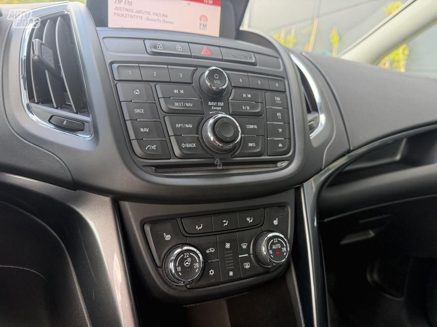 Grey Opel Zafira 2015 in Vilnius, with an engine capacity of 2.00 L and mileage of 200 thousand km for 6400 €, photo 17 on AUTOMOTO.COM.LV