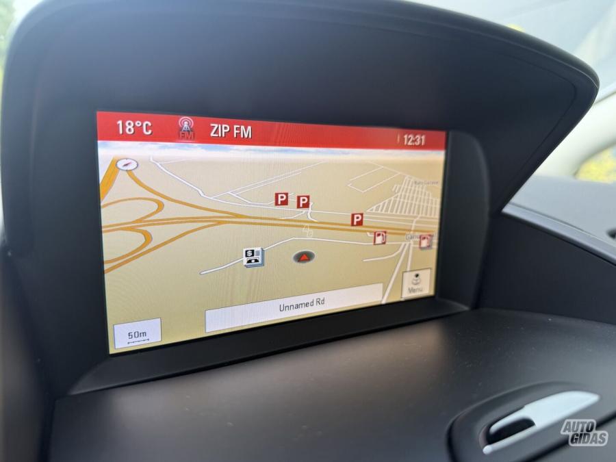 Grey Opel Zafira 2015 in Vilnius, with an engine capacity of 2.00 L and mileage of 200 thousand km for 6400 €, photo 23 on AUTOMOTO.COM.LV