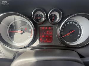 Grey Opel Zafira 2015 in Vilnius, with an engine capacity of 2.00 L and mileage of 200 thousand km for 6400 €, photo 24 on AUTOMOTO.COM.LV