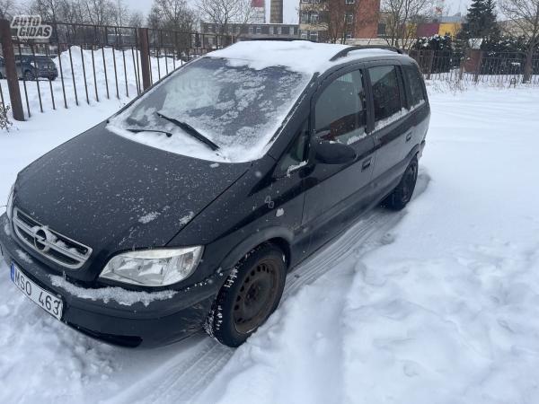 Opel Zafira 2002 in Panevezys, with an engine capacity of 2.00 L and mileage of 300 thousand km for 320 €, photo 1 on AUTOMOTO.COM.LV