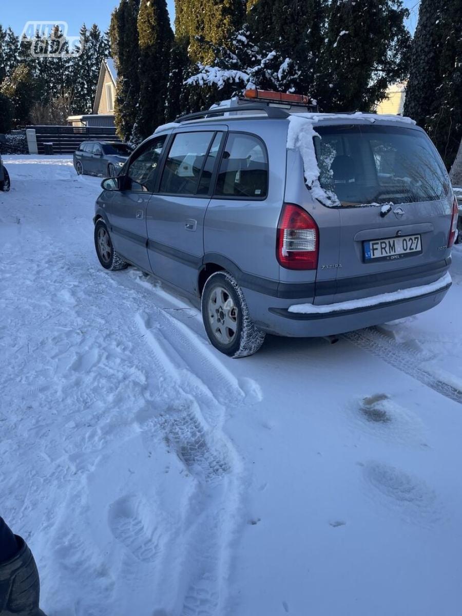 Opel Zafira 2003 Skuodas, ar dzinēja tilpumu 2.00 L un nobraukumu 200 tūkst. km par 350 €, foto 2 vietnē AUTOMOTO.COM.LV