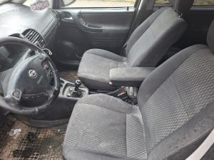 Opel Zafira 2004 Viļņa, ar dzinēja tilpumu 2.20 L un nobraukumu 295 tūkst. km par 350 €, foto 7 vietnē AUTOMOTO.COM.LV