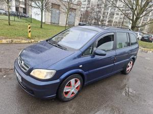 Opel Zafira 2004 in Vilnius, with an engine capacity of 2.20 L and mileage of 303 thousand km for 777 €, photo  on AUTOMOTO.COM.LV