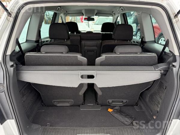 Opel Zafira 2005 Talsi, ar dzinēja tilpumu 1.90 L un nobraukumu 312 tūkst. km par 1470 €, foto 7 vietnē AUTOMOTO.COM.LV