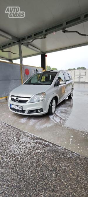 Opel Zafira 2005 Anykščiai, ar dzinēja tilpumu 1.90 L un nobraukumu 341 tūkst. km par 1700 €, foto  vietnē AUTOMOTO.COM.LV