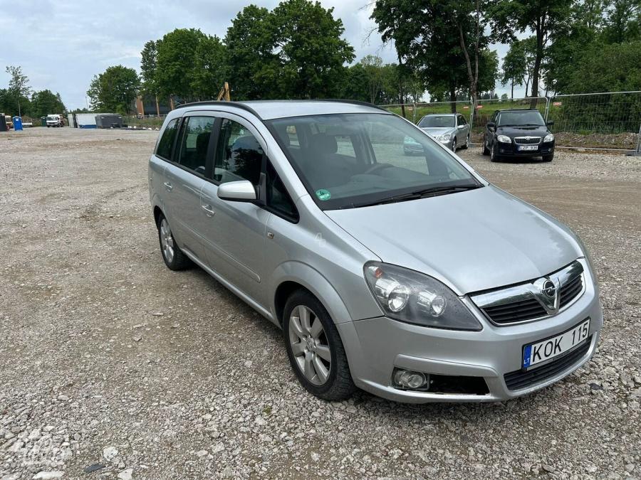 Opel Zafira 2006 in Klaipeda, with an engine capacity of 1.90 L and mileage of 340 thousand km for 1500 €, photo 1 on AUTOMOTO.COM.LV