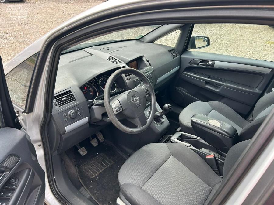 Opel Zafira 2006 in Klaipeda, with an engine capacity of 1.90 L and mileage of 340 thousand km for 1500 €, photo 5 on AUTOMOTO.COM.LV