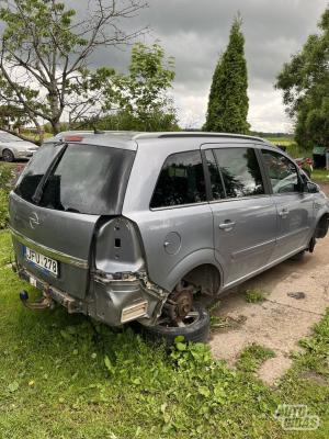 Opel Zafira 2006 Mažeikiai, ar dzinēja tilpumu 1.90 L un nobraukumu 322 tūkst. km par 350 €, foto 5 vietnē AUTOMOTO.COM.LV