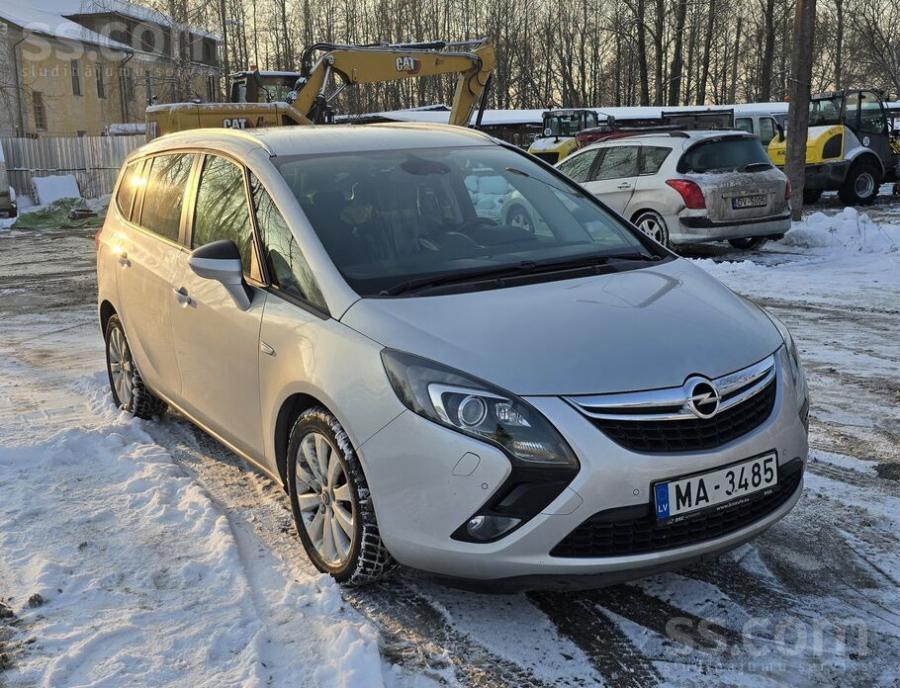 Opel Zafira 2015 Rīga, ar dzinēja tilpumu 2.00 L un nobraukumu 211 tūkst. km par 7950 €, foto 2 vietnē AUTOMOTO.COM.LV