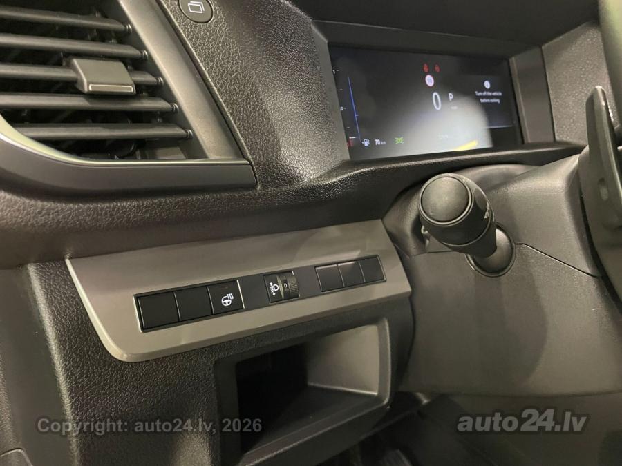 Черный Опель Zafira Life 2024 в Таллин, объемом двигателя 2.00 л и пробегом 23 тыс. км за 35990 €, фото 18 на AUTOMOTO.COM.LV