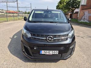 Melns Opel Zafira Life 2020 Šauļi, ar dzinēja tilpumu 2.00 L un nobraukumu 225 tūkst. km par 17900 €, foto 3 vietnē AUTOMOTO.COM.LV