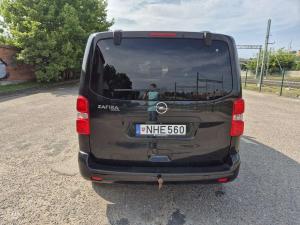 Melns Opel Zafira Life 2020 Šauļi, ar dzinēja tilpumu 2.00 L un nobraukumu 225 tūkst. km par 17900 €, foto 6 vietnē AUTOMOTO.COM.LV