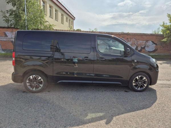 Melns Opel Zafira Life 2020 Šauļi, ar dzinēja tilpumu 2.00 L un nobraukumu 225 tūkst. km par 17900 €, foto 7 vietnē AUTOMOTO.COM.LV
