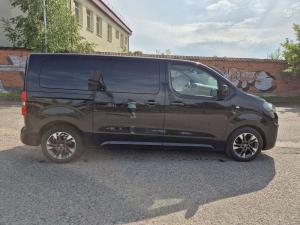 Melns Opel Zafira Life 2020 Šauļi, ar dzinēja tilpumu 2.00 L un nobraukumu 225 tūkst. km par 17900 €, foto 8 vietnē AUTOMOTO.COM.LV