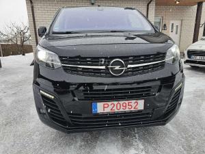 Melns Opel Zafira Life 2022 Kauņa, ar dzinēja tilpumu 2.00 L un nobraukumu 202 tūkst. km par 18999 €, foto 26 vietnē AUTOMOTO.COM.LV