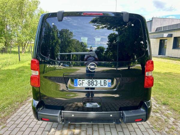 Черный Опель Zafira Life 2022 в Таураге, объемом двигателя 2.00 л и пробегом 186 тыс. км за 18700 €, фото 3 на AUTOMOTO.COM.LV