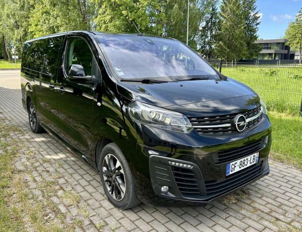 Черный Опель Zafira Life 2022 в Таураге, объемом двигателя 2.00 л и пробегом 186 тыс. км за 18700 €, фото 5 на AUTOMOTO.COM.LV