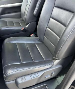 Melns Opel Zafira Life 2022 Tauragė, ar dzinēja tilpumu 2.00 L un nobraukumu 187 tūkst. km par 18200 €, foto 10 vietnē AUTOMOTO.COM.LV