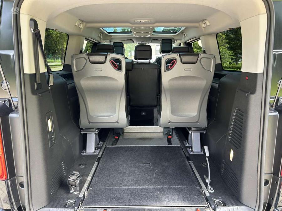 Melns Opel Zafira Life 2022 Tauragė, ar dzinēja tilpumu 2.00 L un nobraukumu 187 tūkst. km par 18200 €, foto 25 vietnē AUTOMOTO.COM.LV