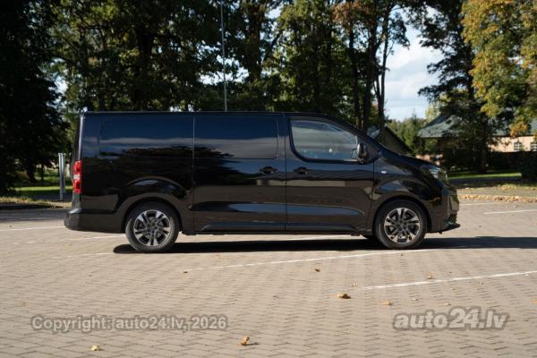 Black Opel Zafira Life 2025 in Jogeva, with an engine capacity of 2.00 L and mileage of 26 thousand km for 46900 €, photo 7 on AUTOMOTO.COM.LV