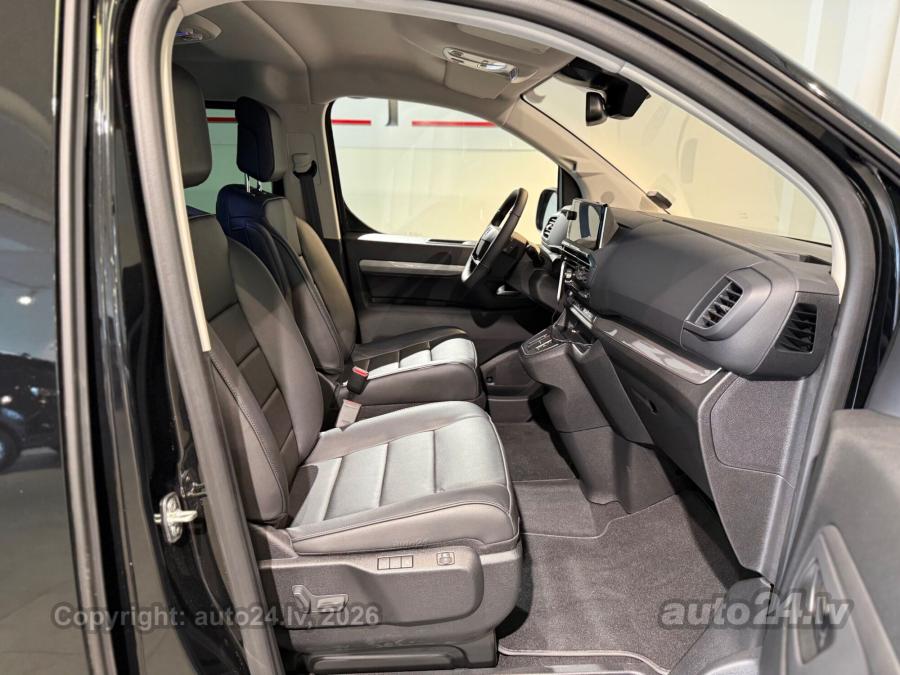 Melns Opel Zafira Life 2026 Tallina, ar dzinēja tilpumu 2.20 L un nobraukumu 5 tūkst. km par 47990 €, foto 9 vietnē AUTOMOTO.COM.LV