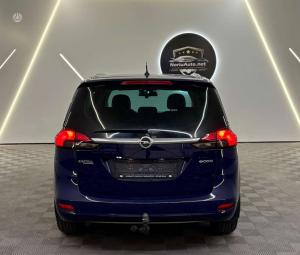 Blue Opel Zafira Life 2013 in Marijampole, with an engine capacity of 1.96 L and mileage of 246 thousand km for 4999 €, photo 24 on AUTOMOTO.COM.LV