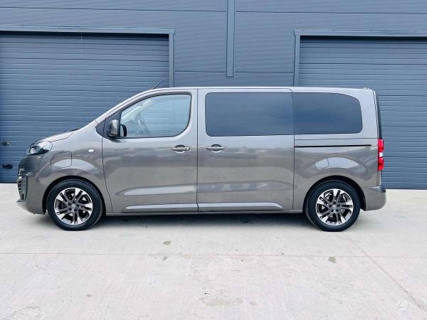 Опель Zafira Life 2021 в Утена на AUTOMOTO.COM.LV Коричневый Опель Zafira Life 2021 в Утена, объемом двигателя 0.00 л и пробегом 61 тыс. км за 26923 €, фото 5 на AUTOMOTO.COM.LV