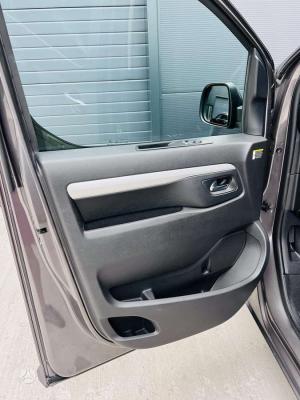 Коричневый Опель Zafira Life 2021 в Утена, объемом двигателя 0.00 л и пробегом 61 тыс. км за 26923 €, фото 9 на AUTOMOTO.COM.LV