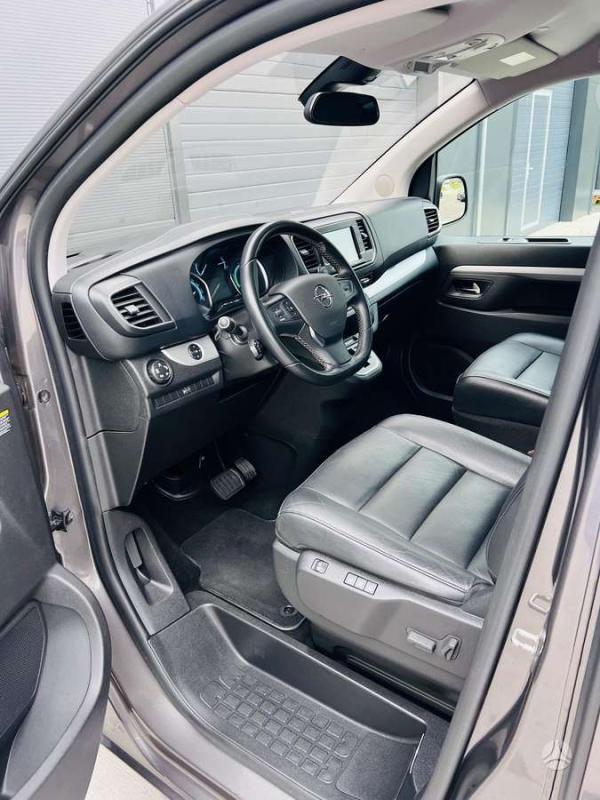 Опель Zafira Life 2021 в Утена на AUTOMOTO.COM.LV Коричневый Опель Zafira Life 2021 в Утена, объемом двигателя 0.00 л и пробегом 61 тыс. км за 26923 €, фото 10 на AUTOMOTO.COM.LV