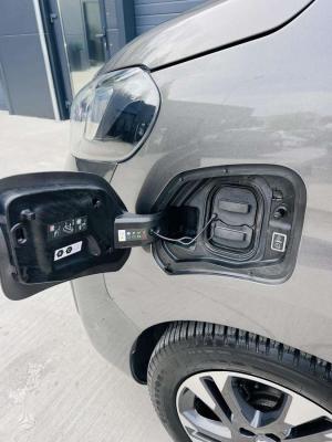 Коричневый Опель Zafira Life 2021 в Утена, объемом двигателя 0.00 л и пробегом 61 тыс. км за 26923 €, фото 30 на AUTOMOTO.COM.LV
