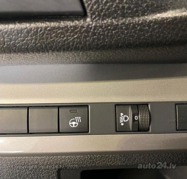 Pelēks Opel Zafira Life 2024 Tallina, ar dzinēja tilpumu 2.00 L un nobraukumu 31 tūkst. km par 34990 €, foto 10 vietnē AUTOMOTO.COM.LV