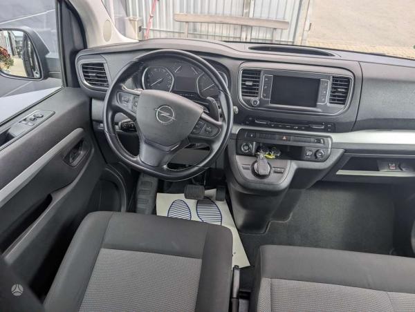 Серый Опель Zafira Life 2020 в Каунас, объемом двигателя 2.00 л и пробегом 80 тыс. км за 19950 €, фото 7 на AUTOMOTO.COM.LV